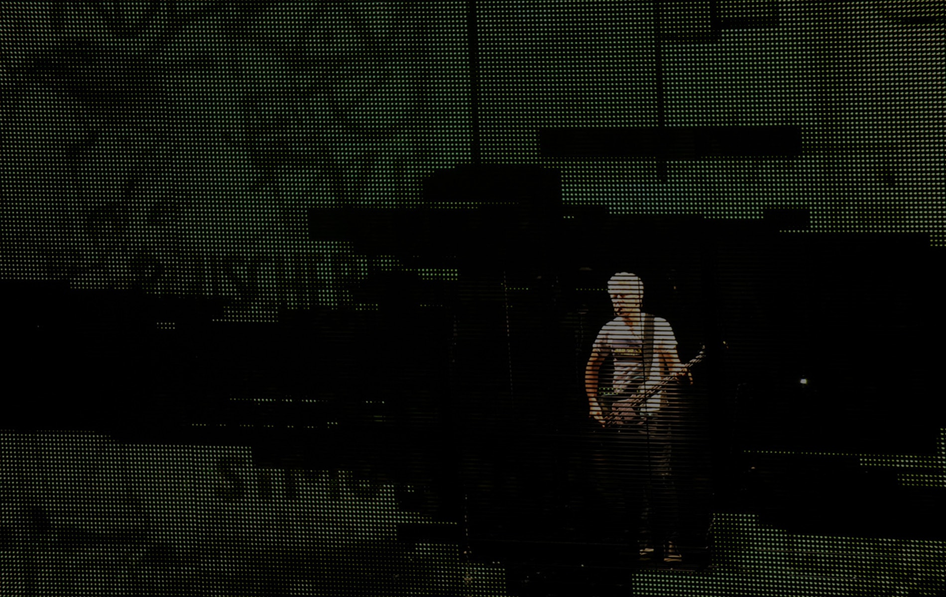 V-THRU LED VIDEO SCREEN - SACO Technologies Inc